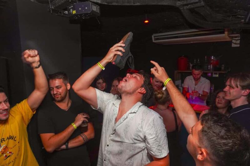 Nice: Orange Bar Crawl with 5 Free Shots & VIP Club Entry - Practical Tips for Joining