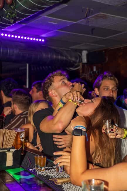 Nice: Orange Bar Crawl with 5 Free Shots & VIP Club Entry - FAQ