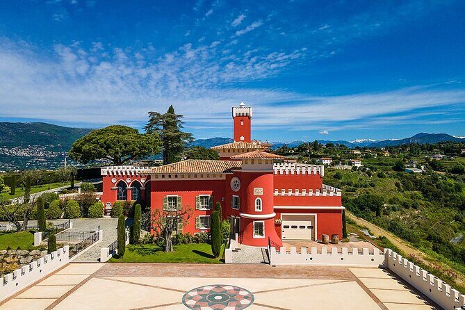 Nice Wine tasting in the hinterland in Defender - Authenticity and Value