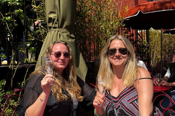 Nice Wine tasting in the hinterland in Defender - The Sum Up