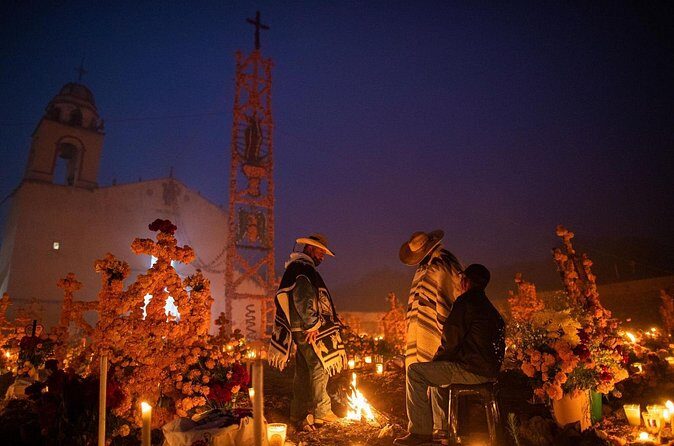 Night of the Dead in Ancestral Cemeteries November 1 - The Sum Up: Who Is This Tour Best For?