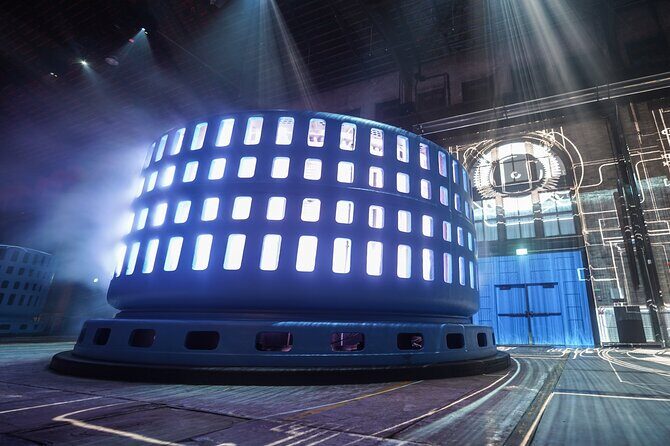 Night on Niagara Small Group Tour with Power Station Light Show - Key Points