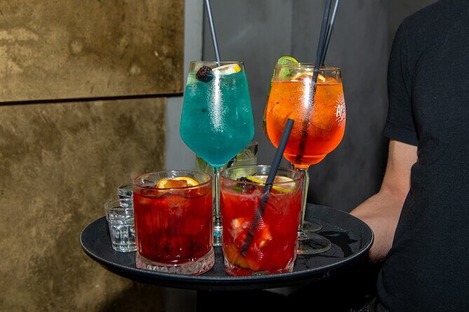 Night Out in Florence: Bar Crawl and City Walk - The Complete Experience: What You Can Expect from the Tour