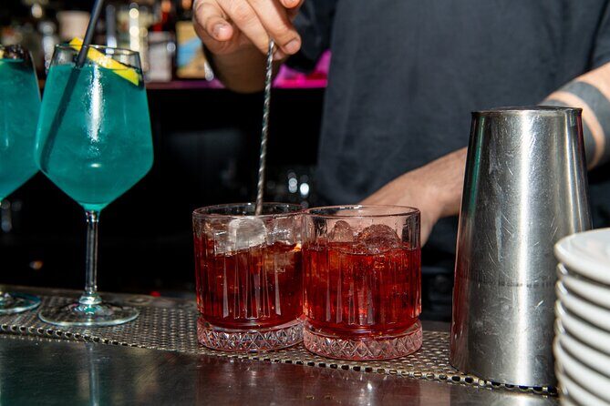 Night Out in Florence: Bar Crawl and City Walk - Who Should Consider This Tour?