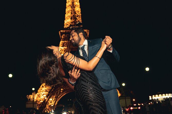 Night Photoshoot in Paris - The Real Magic: Authenticity and Professionalism
