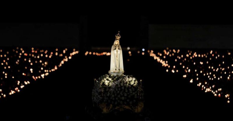 Night pilgrimage to Fatima with candle procession - Discover the Night Pilgrimage to Fatima with Candle Procession