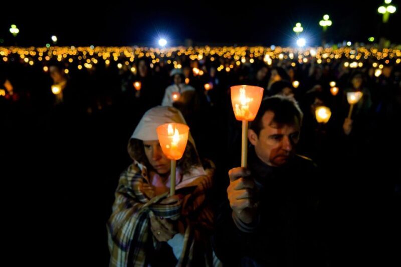 Night pilgrimage to Fatima with candle procession - The Value of This Experience