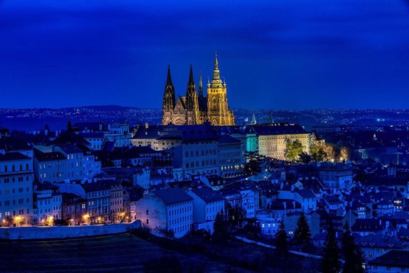 Night tour: Dark Side of Prague with Craft Beer - Key Points