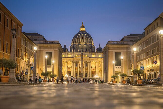 Night Tour of Rome with Local Pizza Dinner and Gelato Experience - Transportation and Group Size