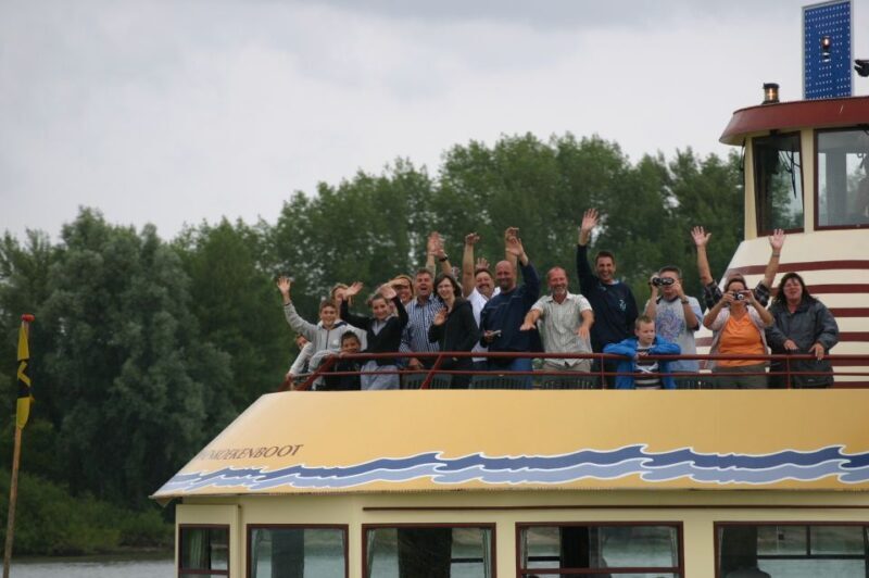 Nijmegen: River Cruise with All-You-Can-Eat Dutch Pancakes - Exploring the Nijmegen River Cruise Experience