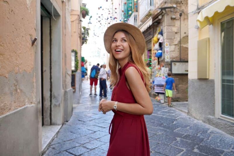 Nîmes: Express Walk with a Local in 60 minutes - The Experience from Reviews