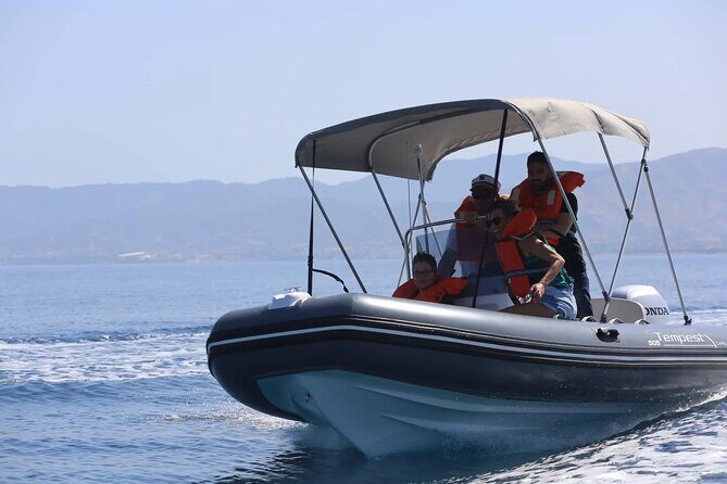No Licence Private Self Drive Boat to Blue Lagoon +masks&snorkels - Key Points