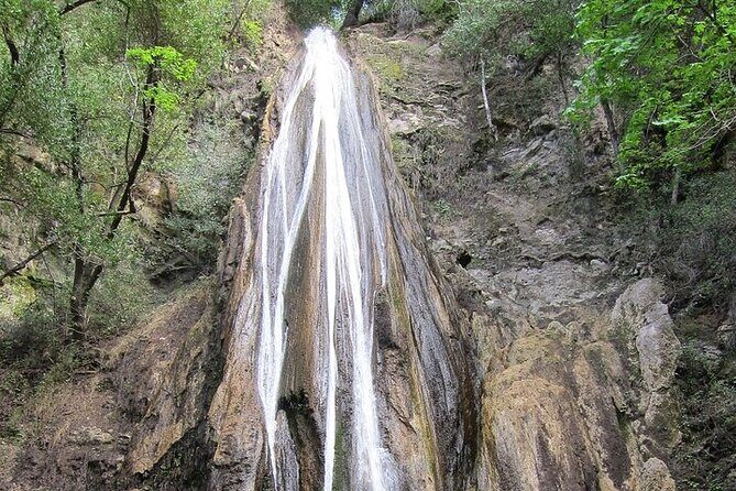 Nojoqui Canyon Wine Country Tour with Optional Lunch - Discover the Charm of the Nojoqui Canyon Wine Country Tour