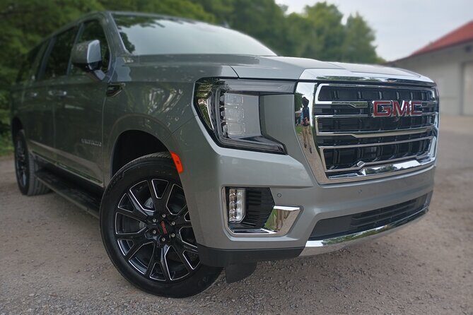 NON BUS VIP GMC Yukon Traverse Old Mission Peninsula Wine Tour - Why This Tour Stands Out