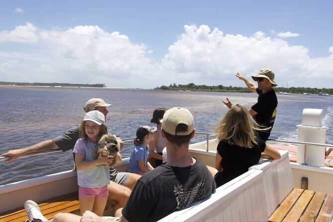 Noosa Sightseeing Adventure - Ferry Cruise, Ride and Kayak - Who Should Consider This Tour?