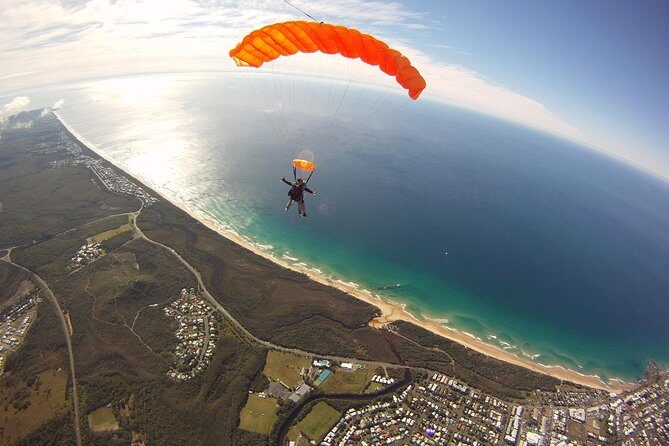 Noosa: Tandem Skydive Experience - How the Tour Unfolds
