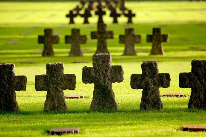 Normandy American & British DDay Beaches Halfday Tour from Bayeux - FAQ