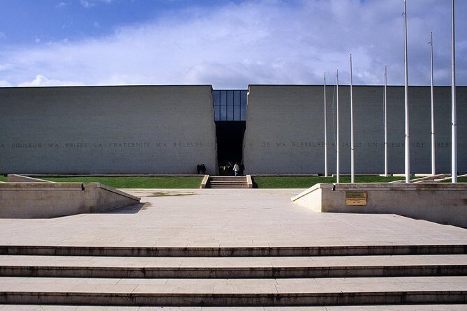 Normandy D-Day Tour From Paris - An Overview of the Normandy D-Day Experience