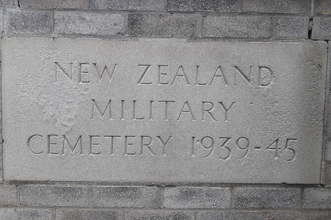 North: Bourail - First Stop: Plage de la Roche Percee