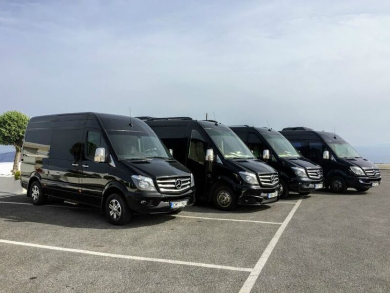 North Santorini: Private Tour with Oia Sunset by Natives - Key Points