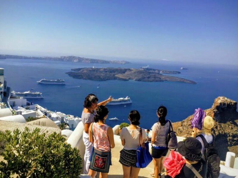 North Santorini: Private Tour with Oia Sunset by Natives - A Detailed Look at the Tour Experience