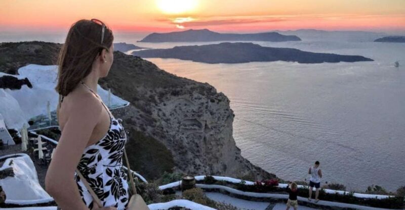 North Santorini: Private Tour with Oia Sunset by Natives - What Reviewers Say