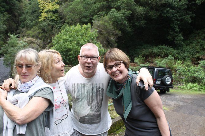 North Tour & Wine Tasting - 4x4 (Small Groups) - Transport and Group Size