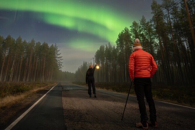 Northern Light Hunt with Photography from Rovaniemi - The Guides: Louis and Paul
