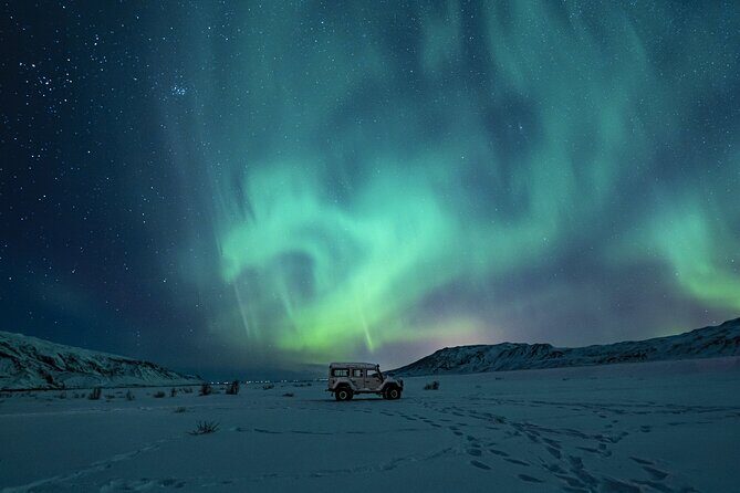 Northern Lights 4x4 Tour with Pastries and Cocoa from Reykjavik - The Cons & Considerations