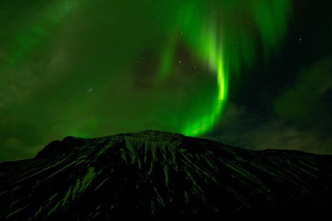Northern Lights 4x4 Tour with Pastries and Cocoa from Reykjavik - FAQ