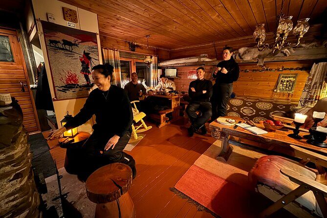 Northern Lights Adventure in the Wild with Campfire Treats - Campfire, Food, and Stories