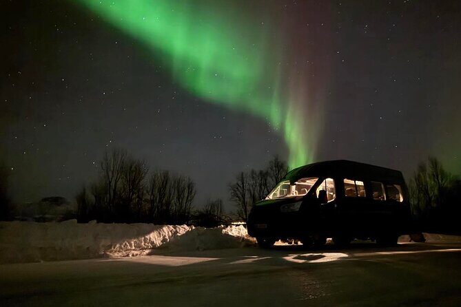 Northern Lights Tour with Hot Food and Drinks in Tromso - What the Tour Offers