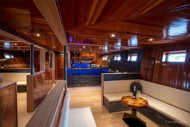 Northern Lights Yacht Cruise in Reykjavik - Final Verdict