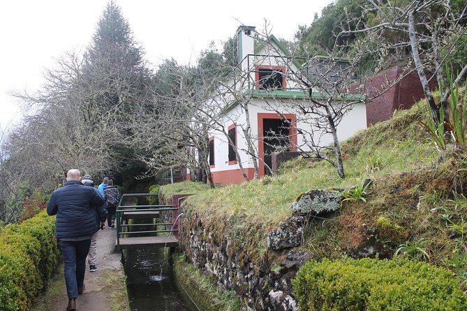 NorthWest Landscapes, UNESCO & volcanic pools 4x4 experience - Frequently Asked Questions