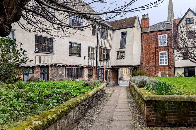 Norwich City Game: Medieval Mystery & Walking Tour - What to Expect from the Norwich Medieval Mystery & Walking Tour