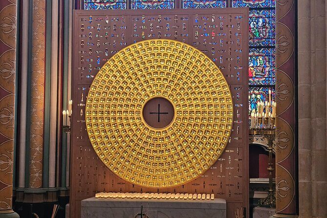 Notre Dame Access: Explore Inside with a licensed Guide. - Key Points