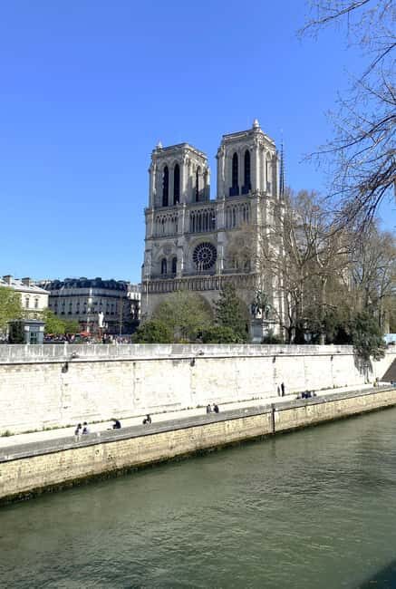 Notre-Dame Cathedral: Guided Tour with Timed Entrance - Key Points