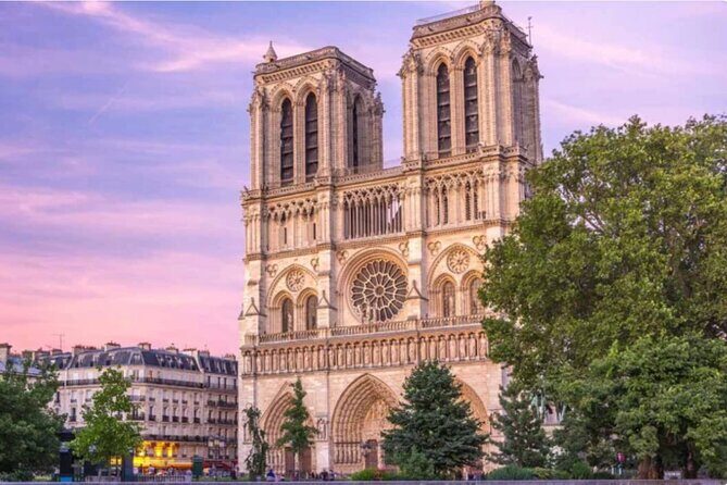 Notre Dame de Paris: Semi Private or Private Guided Tour Guide - Key Points