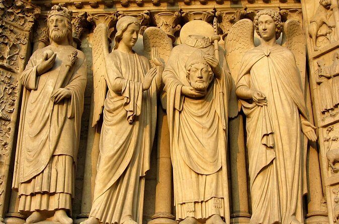 Notre Dame Interior and Exterior Experience 5 Guests Max - FAQ