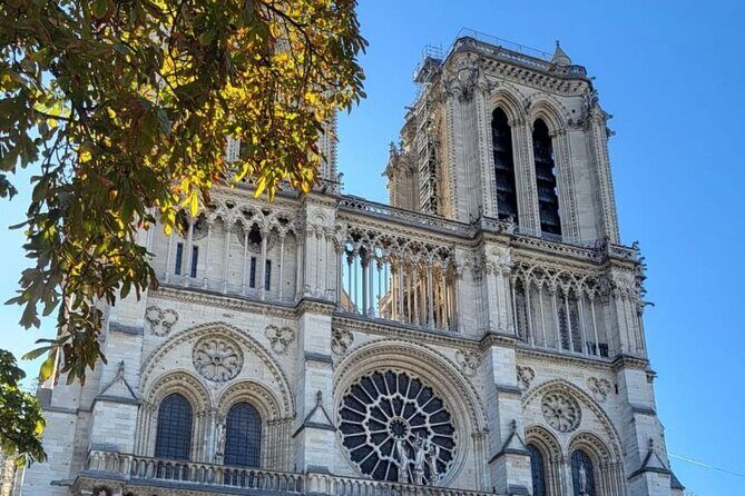 Notre Dame Interior Small Group Guided Tour Max 5 Participants - Key Points