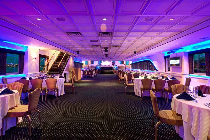 NYC: Atlantis Yacht Luxury New Year's Eve Party Cruise - An In-Depth Look at the Atlantis Yacht NYE Cruise