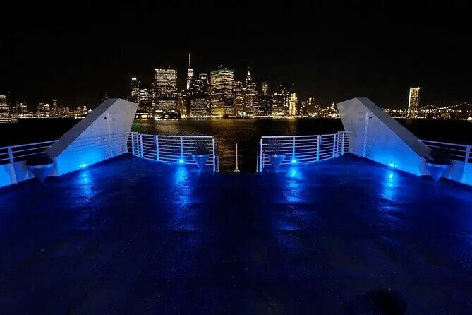 NYC: Celebrate New Year's Eve Aboard a Fireworks Cruise - Authentic Insights from Other Travelers