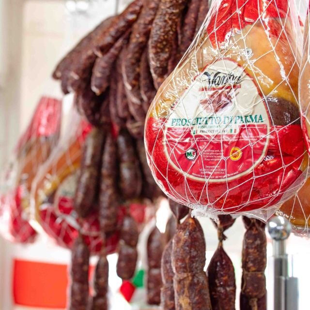 NYC: Chinatown & Little Italy Food Tour with 8 Tastings - Who Should Consider This Tour?