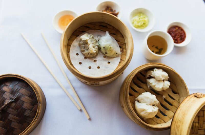 NYC Chinatown: Seated Restaurant Food & History Walking Tour - Key Points