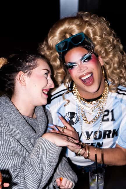 NYC: Fabulous Drag Night Out with a Drag Queen - Practical Tips for Booking and Enjoying