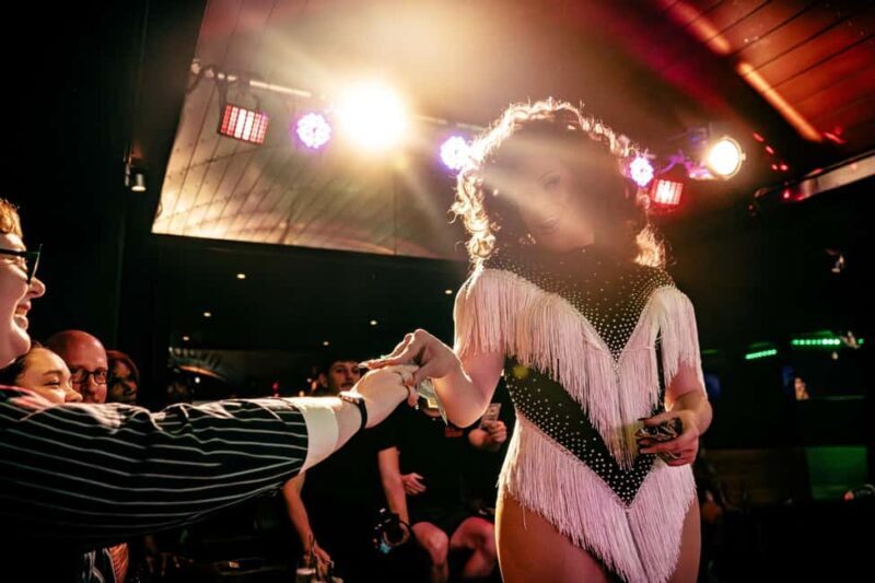 NYC: Fabulous Drag Night Out with a Drag Queen