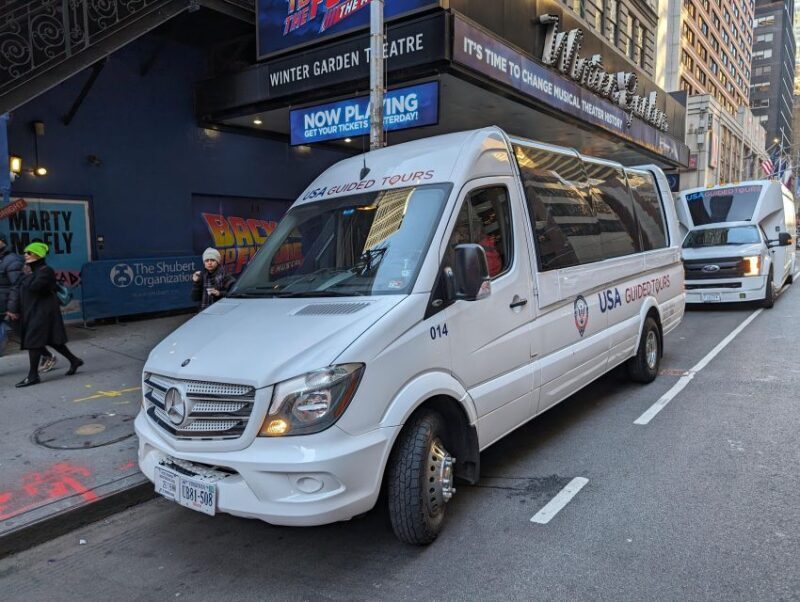 NYC: Holiday Lights Guided Bus Tour - Practical Tips for the Tour