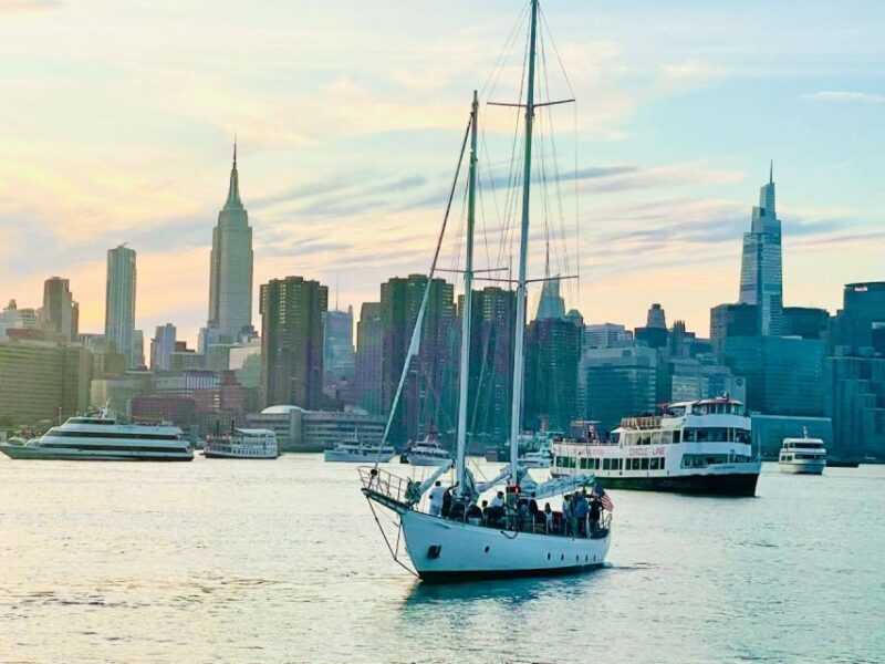 NYC: July 4th Fireworks Cruise with Gourmet Hors Doeuvres - The Sum Up