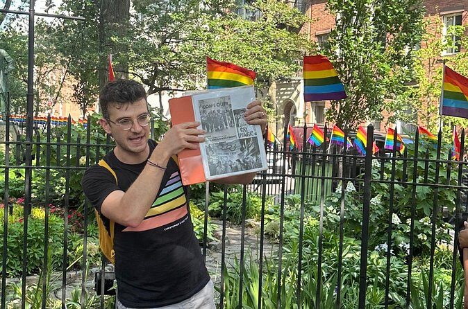 NYC LGBTQ+ Highlights 1-hour Walking Tour - The Sum Up