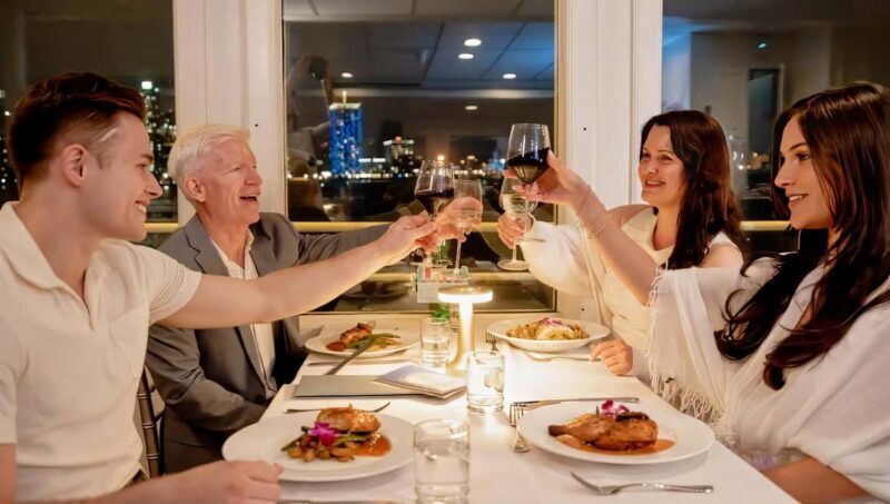 NYC: Manhattan Skyline Dining Cruise - Key Points